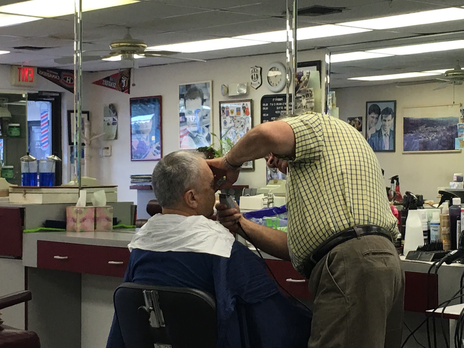 Robert's Barber Shop - Plantation Local Guide | Powered by Radius®